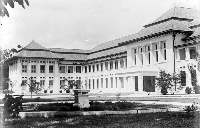 Berapa Biaya Kuliah Kedokteran UI? Ini Rinciannya! Berapa Biaya Kuliah Kedokteran UI? Ini Rinciannya!